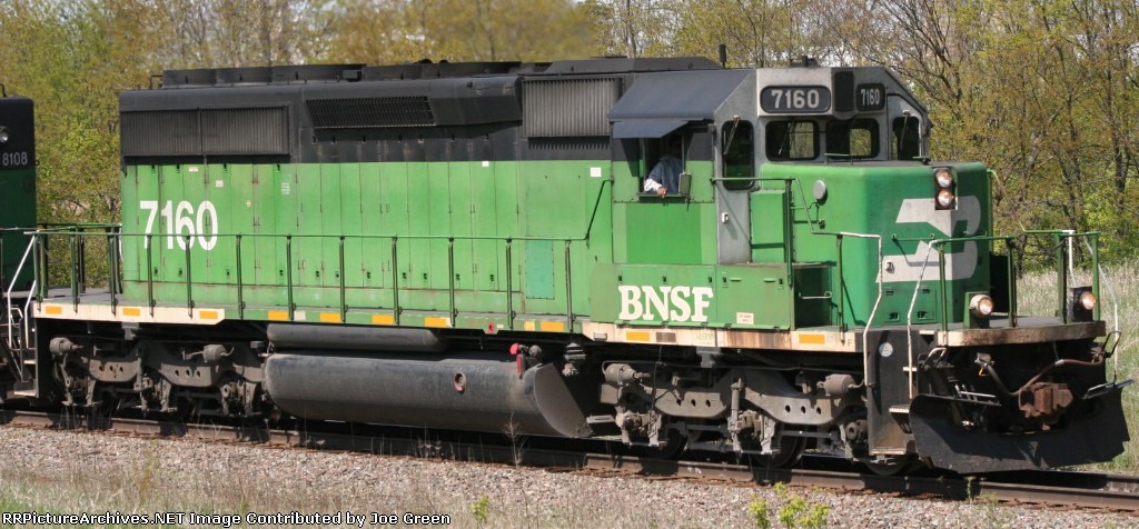 BNSF 7160